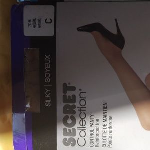 Silks | Accessories | Secret Collection Pantyhose Lot Of 2 Sz C New ...